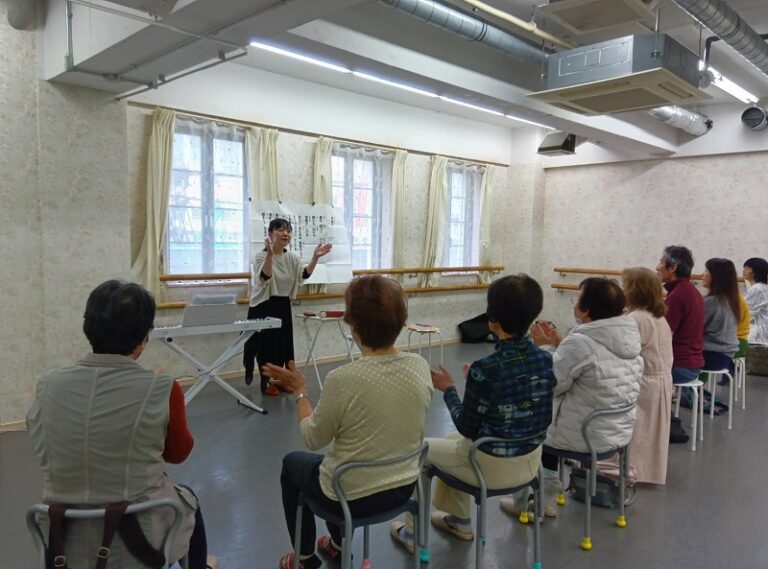 歌のゆうゆう塾®「歌って倶楽部－UTAKURA－」5月下旬開講予定で、見学及び体験を受付中。 | 神戸垂水おもちゃ箱